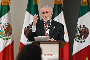 Mexican government honors faculty member with prestigious award